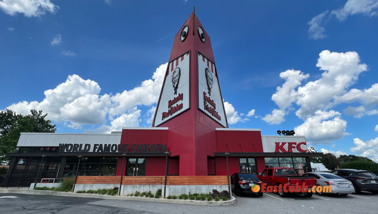 The Big Chicken - EastCobb.com